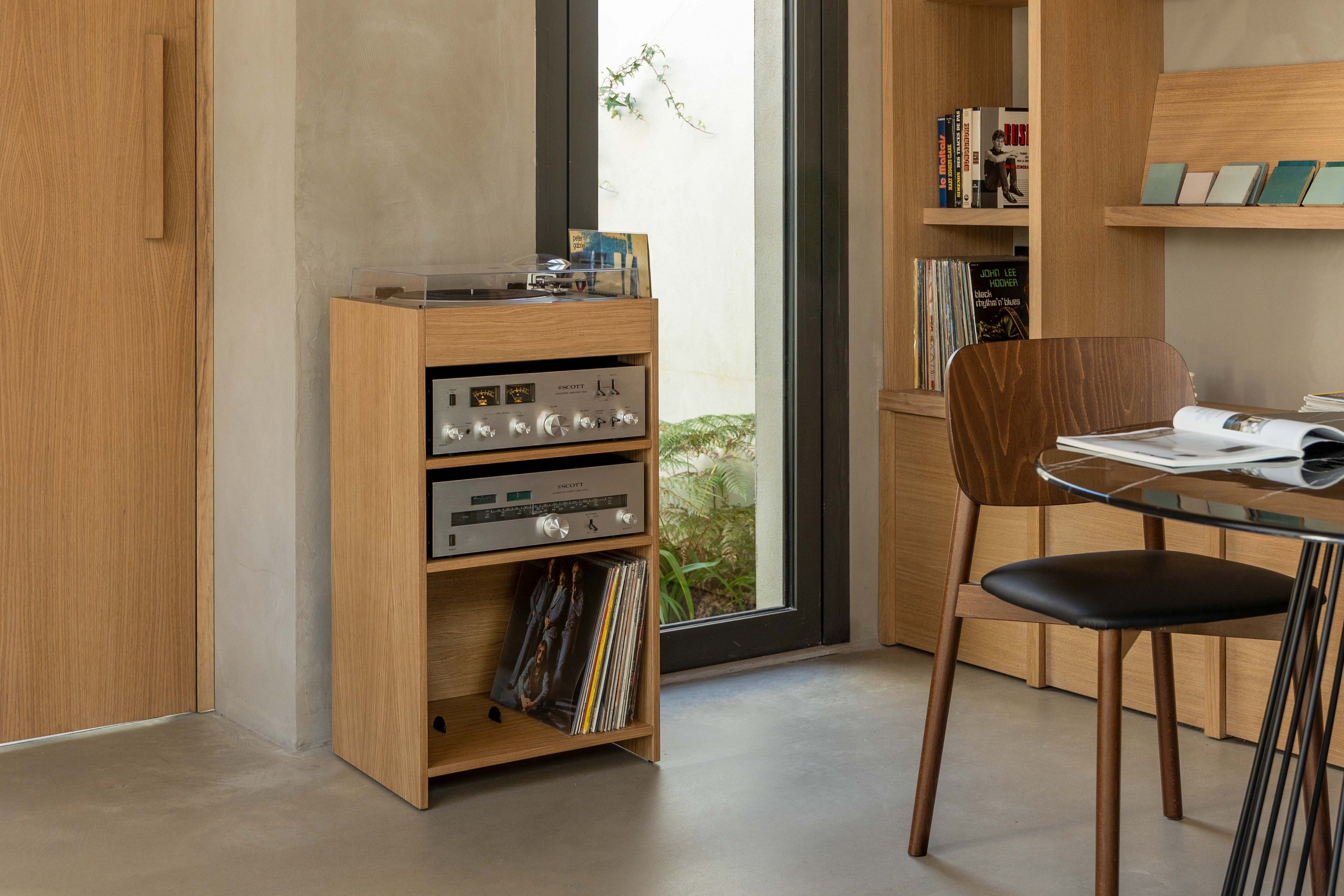 Loia Studio - Hifi Furniture, Vinyl Furniture and Accessories